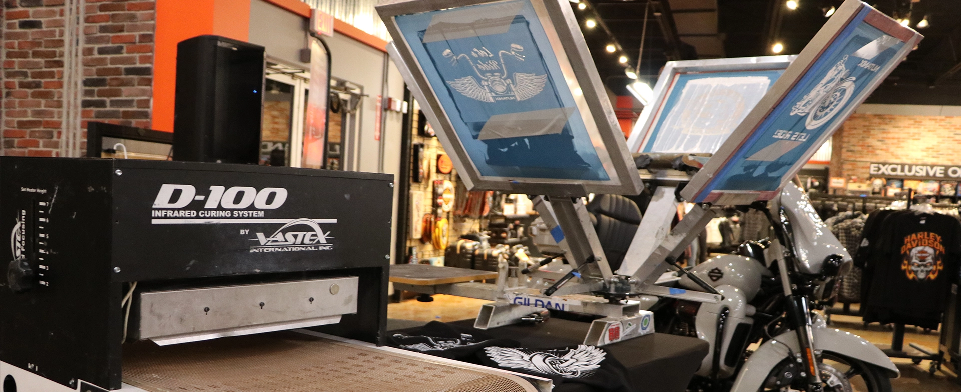 Live Screen Printing - Mobile On Site Las Vegas Printing - Event T Shirts